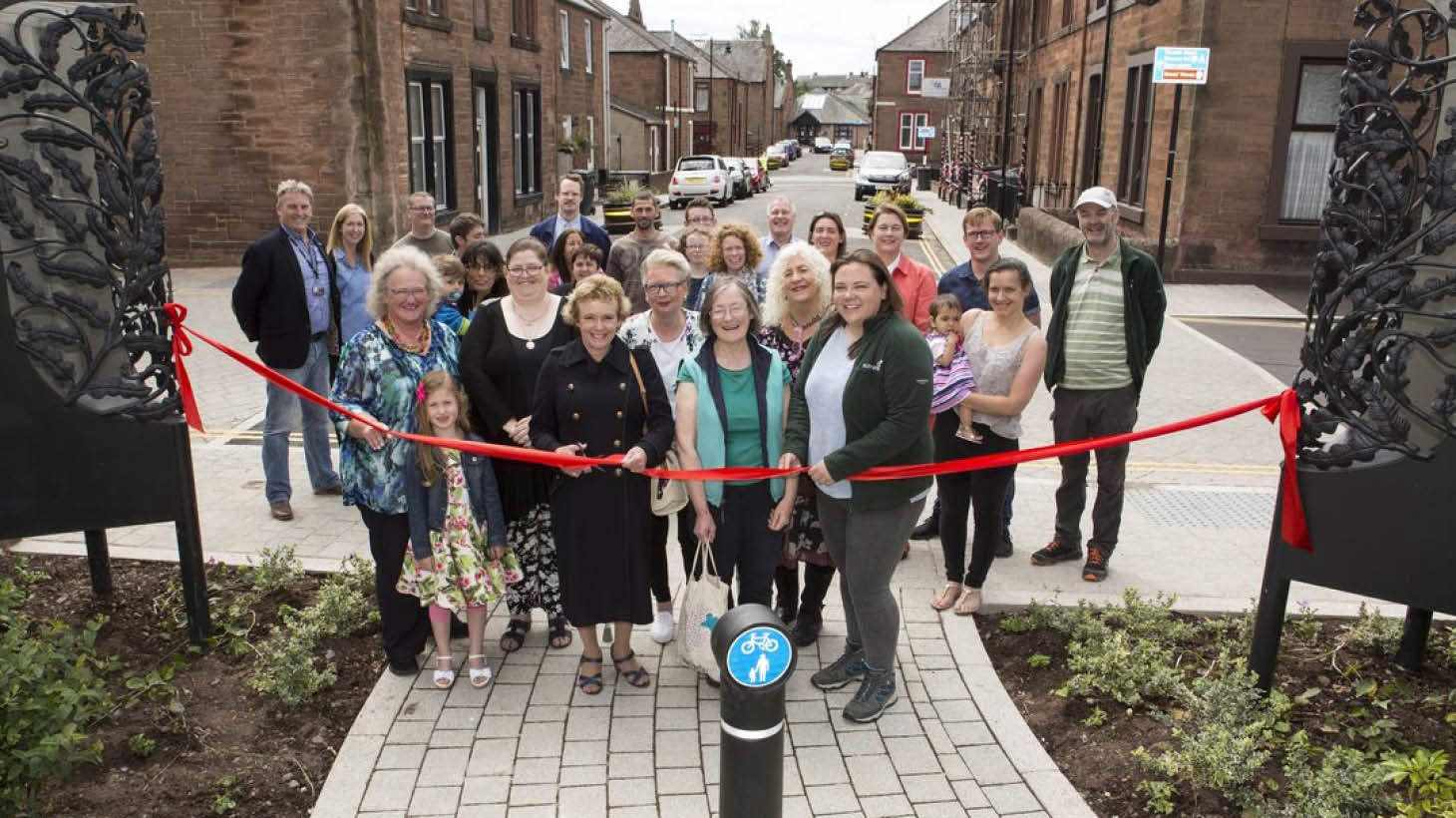 Residents at the heart of transforming Dumfries neighbourhood - Walk ...