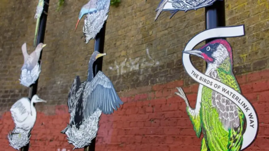 Waterlink Way: Greenwich to Kent House and New Addington - Walk Wheel ...