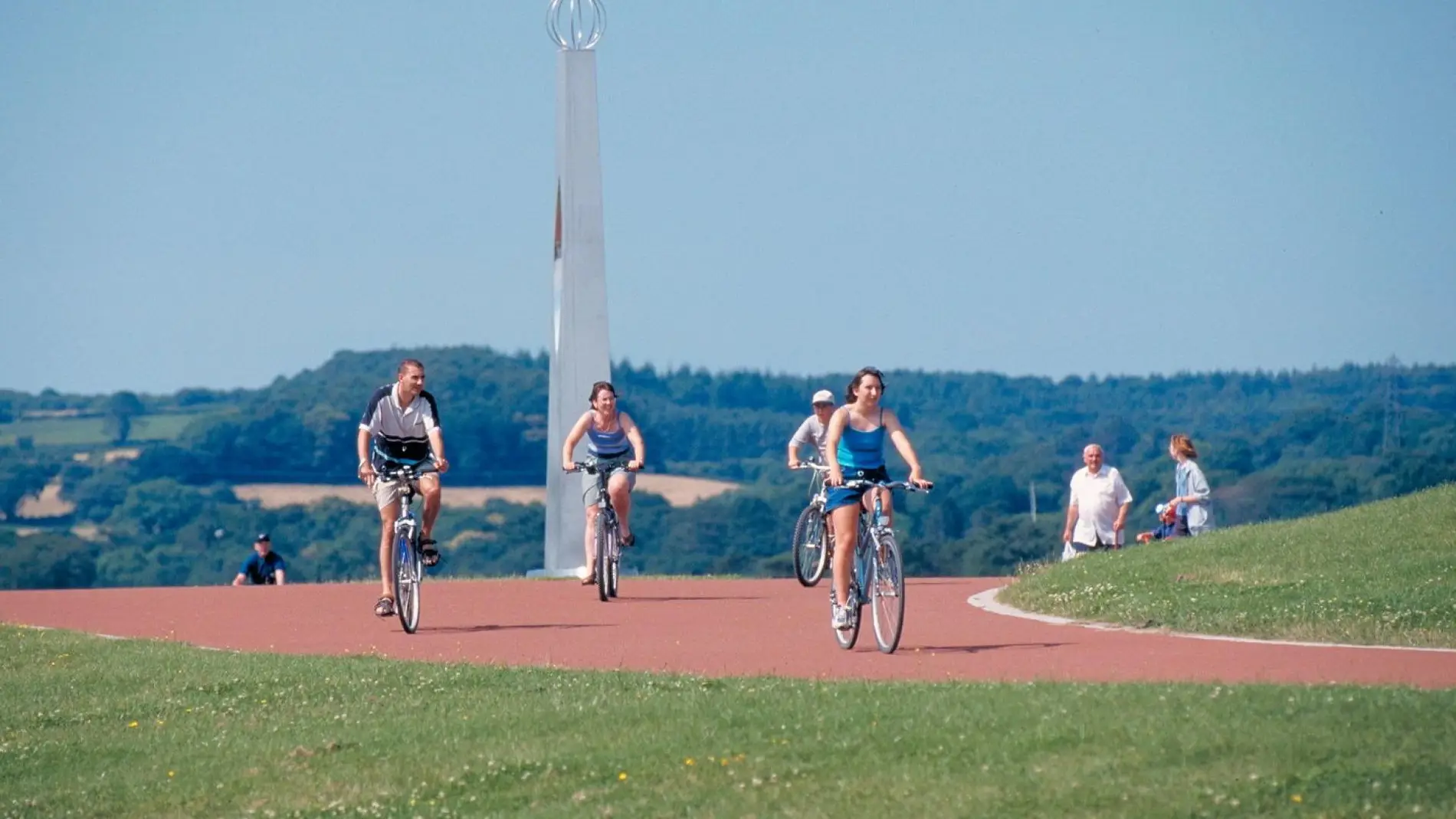 Millennium Coastal Path - Llanelli - Walk Wheel Cycle Trust