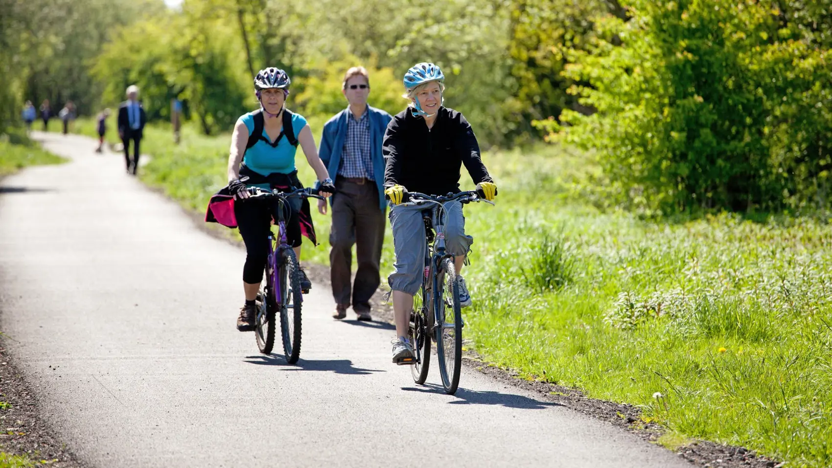 Leeds to Saltaire - Walk Wheel Cycle Trust