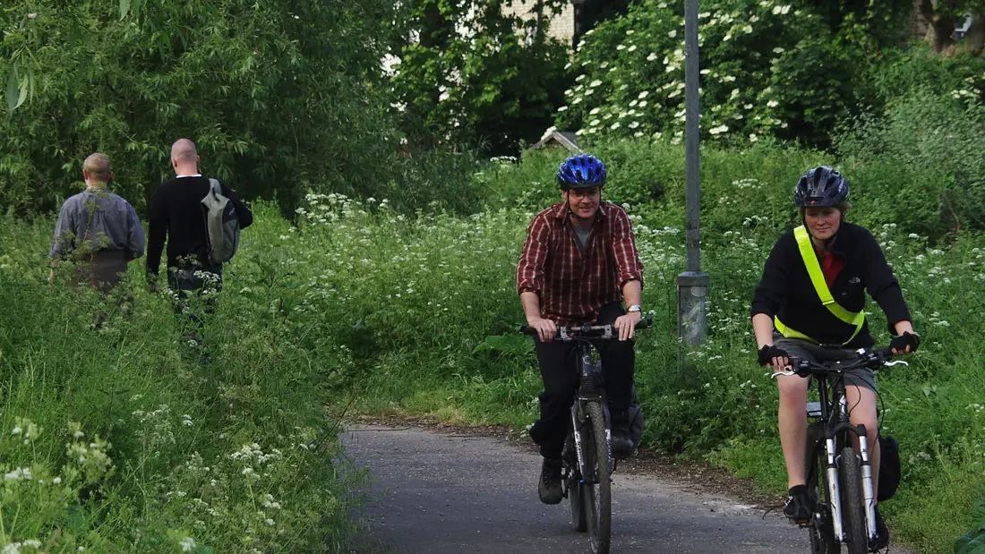 Wandle Trail: Wandsworth to Carshalton and Farthing Downs - Walk Wheel ...